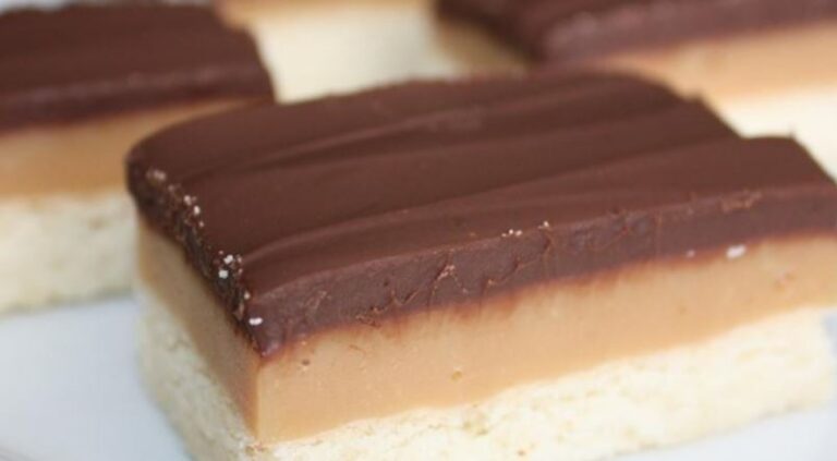 Caramel Shortbread Squares - 100 Yummy