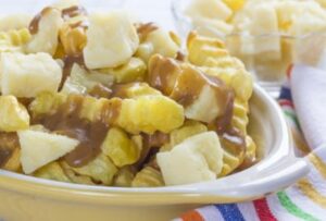 A Great Poutine Recipe With Cheddar Cheese - 100 Yummy